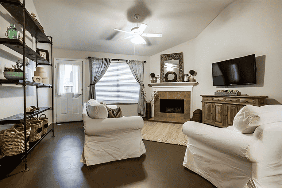 Leeza Morris and Shannon Piper | Denton Real Estate Agent | Photos ...
