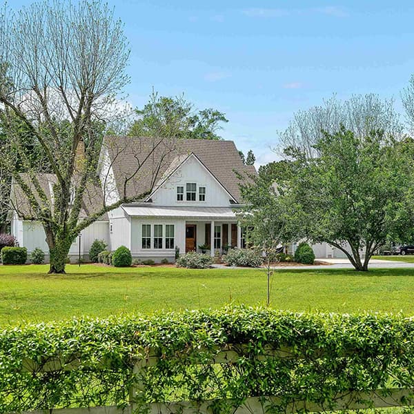 Angela Perry | Mobile Real Estate Agent | Photos & Reviews - Triple ...